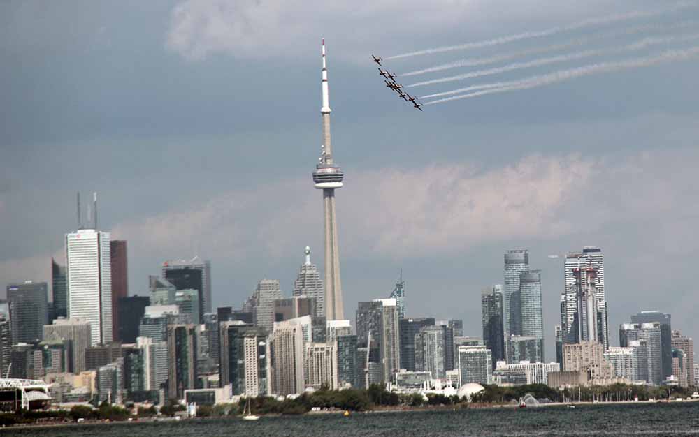 68th Annual Canadian International Air Show | Discover Magazine
